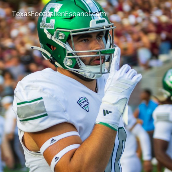 2025 Texas State domina a Eastern Michigan, pero todas las miradas en un momento histórico ...